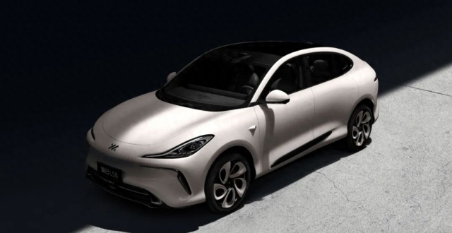 上市权益价21.49万元起，智己LS6订单已超3.2万单_腾讯新闻