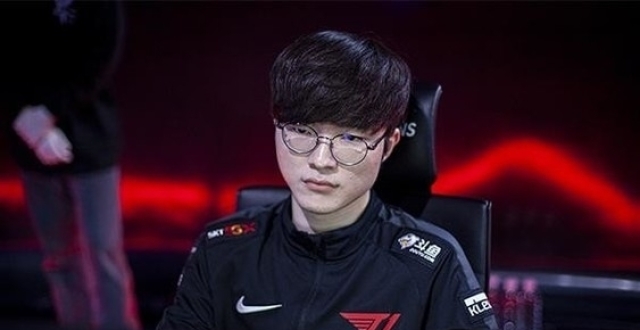 TGA 2023最佳电竞选手揭晓：《英雄联盟》四冠王Faker！_腾讯新闻