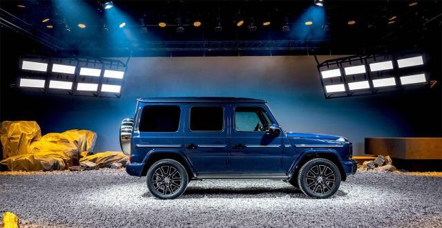 新款奔驰大G全球首次公开！一篇文章让你了解都有哪些更新！_腾讯新闻