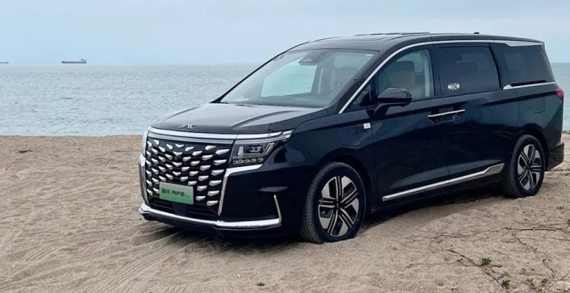 比腾势D9还省油？跑了430公里，瑞风RF8插混油耗6.2L_腾讯新闻