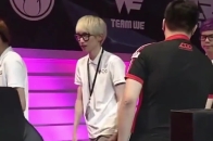 Doinb直播怒喷ning王rookie！说他们是蹭流量的小丑_腾讯新闻