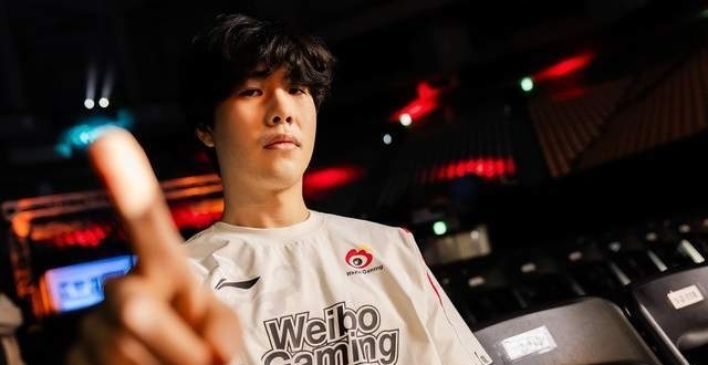 WBG爆冷3-2击败BLG，上路Bin被打成人机，TS梦回S8猛如战神_腾讯新闻