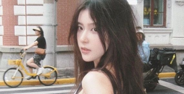 TheShy锐评Uzi：老头杯表现不如林伟翔！RIta“公开处刑”Fearness；imp放飞自我直播抽烟；Faker票选梦之队_腾讯新闻