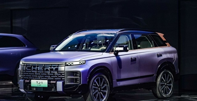 奇瑞首款轻越野SUV TJ-1亮相 将于今年三季度上市_腾讯新闻