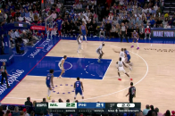 NBA常规赛：雄鹿vs76人丨难度更上一层楼！马克西单枪匹马突破上篮压哨打进_腾讯新闻