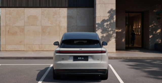 理想i6续航信息曝光 最大续航720km/搭载新一代5C电池_腾讯新闻