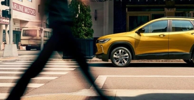 比国产还便宜！豪车平台配爱信6AT，184马力+双联屏，不到9万拿下！文末有大事要讲！_腾讯新闻