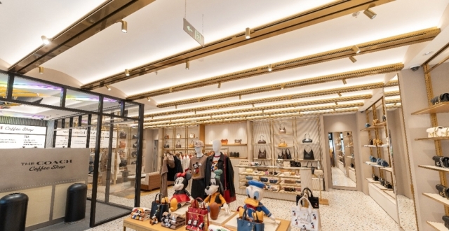 HOKA全球首家品牌体验中心新天地开业，上海一季度新增首店173家_腾讯新闻