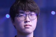 10月26日，BLG战胜WBG挺进决赛。Bin赛后采访表示：决赛想对阵T1，因为我打T1 BO5胜率是100%。_腾讯新闻