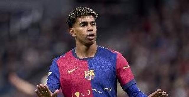 每体：巴萨边锋亚马尔因伤继续缺阵，将无缘欧冠对布雷斯特的比赛_腾讯新闻