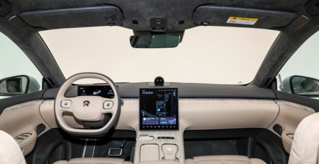 2024北京车展：2024款蔚来ET7行政版售42.8万元起_腾讯新闻