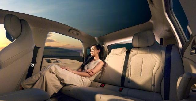 纯电续航500km起 新能源C级轿车选启源A07还是星海S7？_腾讯新闻