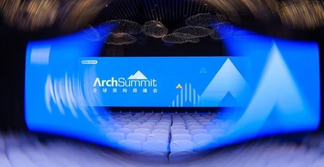 AI 让编程效率提高 100 倍？顺丰用 AI 管理 40w 小哥？ArchSummit 深圳首日热点来袭_腾讯新闻