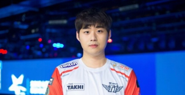 韩网票选历史最强AD：尺帝第2，Viper第5！JKL和Uzi落选_腾讯新闻