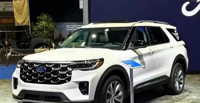 2024款“福特探险者”官宣，配3.0T +10AT，比Q7还霸气！_腾讯新闻