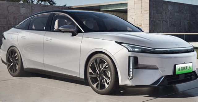 银河L6迎来OTA更新！新能源车能靠着OTA跑赢燃油车？_腾讯新闻