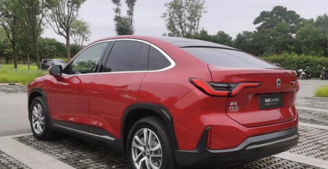 蔚来EC6开一年半赔19万！原价33.8万，二手车回购才15万？_腾讯新闻