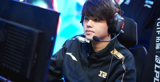 接下来一场不输？RNG生死战遇NIP，iG大战JDG_腾讯新闻