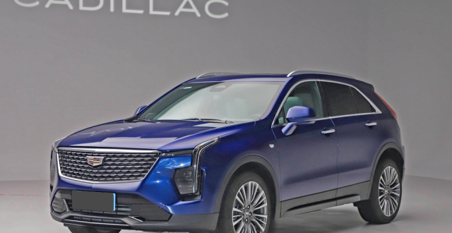 新款凯迪拉克XT4上市 车机系统升级 全款一口价15.99万元起_腾讯新闻