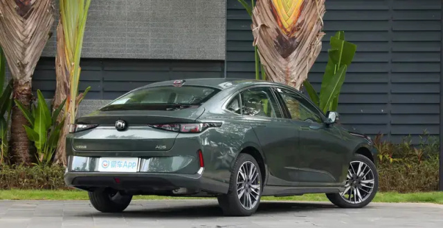 长安启源A05/A07订单累计突破20000台 售8.99万元起_腾讯新闻