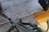 奥地利AUG突击步枪的克隆版本，MSAR STG-556突击步枪_腾讯新闻