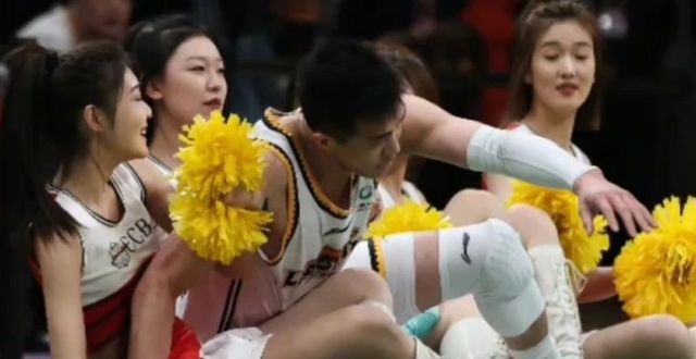 CBA辽篮VS北控4大看点，郭艾伦复出？张镇麟回击网暴！CCTV5直播_腾讯新闻