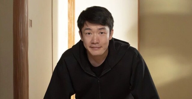 Z Potentials｜何嘉斌，跨界10年，打造CES爆火的AI陪伴机器人Ropet，赋予科技温暖灵魂_腾讯新闻