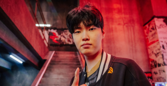 MSI四强战来袭，C9上单看衰BLG，Bin赢得Chovy认可_腾讯新闻