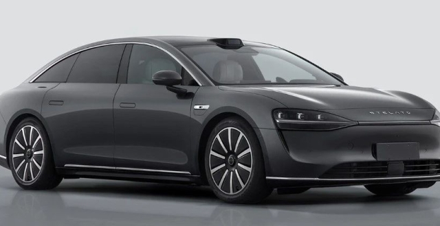 BBA跌落神坛，享界S9行政级内饰曝光，微博CEO首评华为ADS3_腾讯新闻