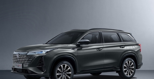 长安CS75PLUS冠军版上市 售12.19-13.99万_腾讯新闻