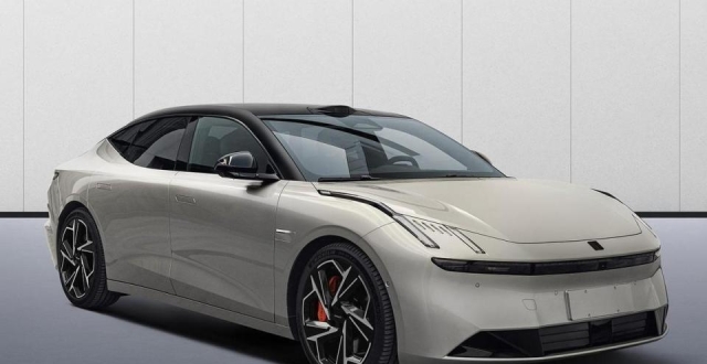 预售价21.58万起，领克首款电动车Z10来袭，硬刚小米SU7有戏吗？_腾讯新闻