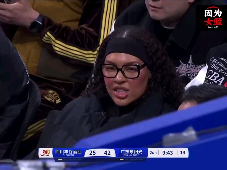 备战总决赛？WCBA四川女篮超级外援坎贝奇现身cba现场！ _腾讯新闻
