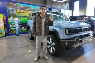 电动四驱+三把锁，预售价22.48万起，探店全新BJ40魔核电驱版_腾讯新闻