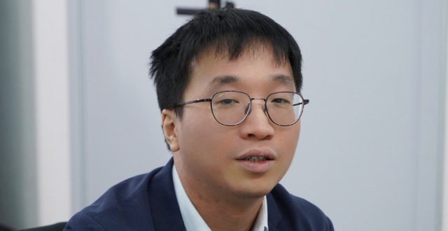 Tabe接受采访，直言uzi年轻时非常固执，队友打得不好会被叫滚_腾讯新闻