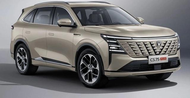 10万元入门级紧凑国产SUV，瑞虎8 Pro和长安CS75 Plus你选谁？_腾讯新闻