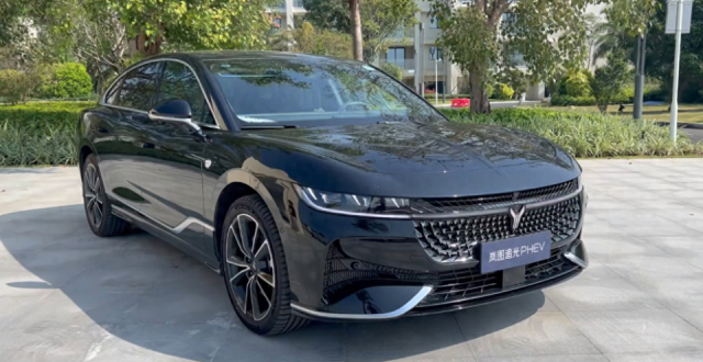 岚图追光PHEV，能否成为56E的终结者？_腾讯新闻