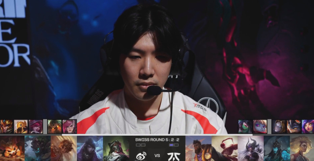 WBG打FNC扳回一分！小虎玩岩雀惨遭针对，TheShy打出十倍伤害_腾讯新闻