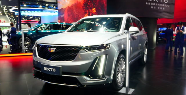 凯迪拉克新XT6迎来首月销量大考 还能和理想L8拼一下吗？_腾讯新闻