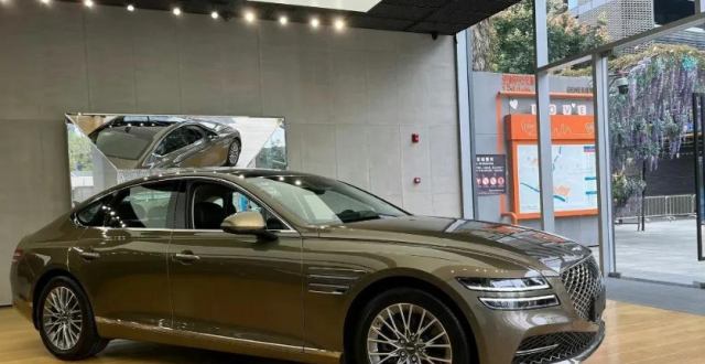 起步价36万，配电磁悬挂＋全时四驱，捷尼赛思G80上线，对飙宝马5_腾讯新闻