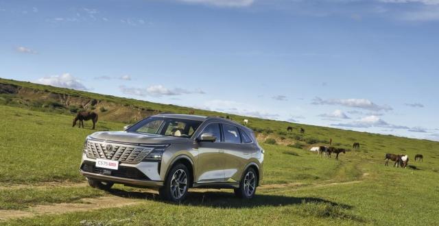 补贴后10.19万起售！为何说长安CS75PLUS鲸悦版，是燃油车王炸？_腾讯新闻