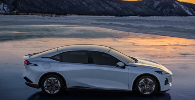 14万多能买长安深蓝SL03，2.2万元现金补贴！SL03性价比将再升级_腾讯新闻