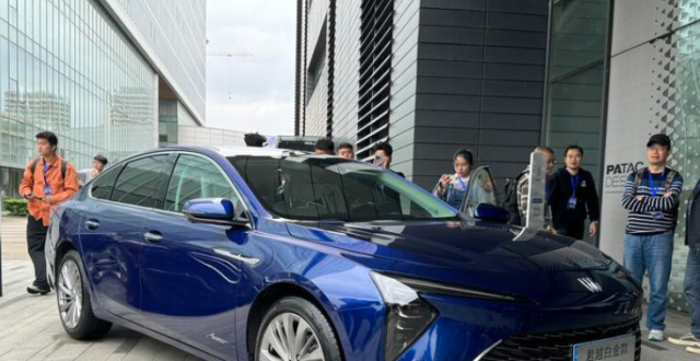 一口价15.99万，全新君越白金版上市，配2.0T+9AT，可抄底？_腾讯新闻