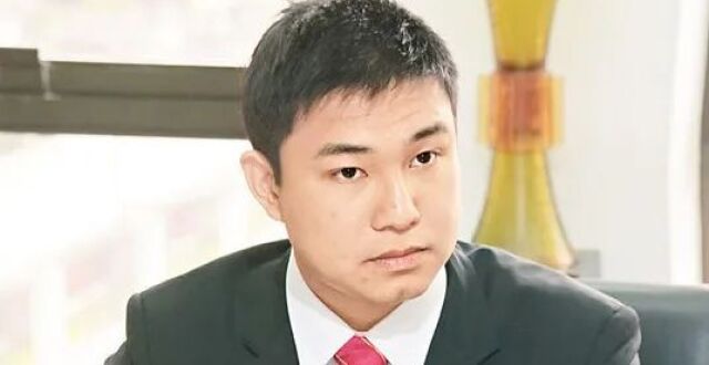 霍启智委员，和霍启刚什么关系？再看家与国！_腾讯新闻