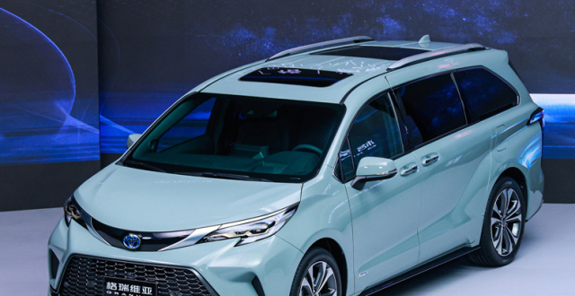 自重超两吨，百公里油耗竟低至5.9L，这款豪华大七座MPV真够省的_腾讯新闻