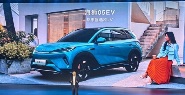 比亚迪海狮05EV正式上市，11.78万元起售，全系标配高阶智驾_腾讯新闻