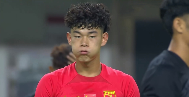 1-0，U21国足连续两场绝杀，艾菲尔丁制胜球，何小珂多次浪费单刀_腾讯新闻