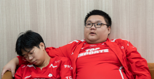 初登LPL被打到请心理辅导，回归LDL获FMVP！LOL励志故事加一_腾讯新闻