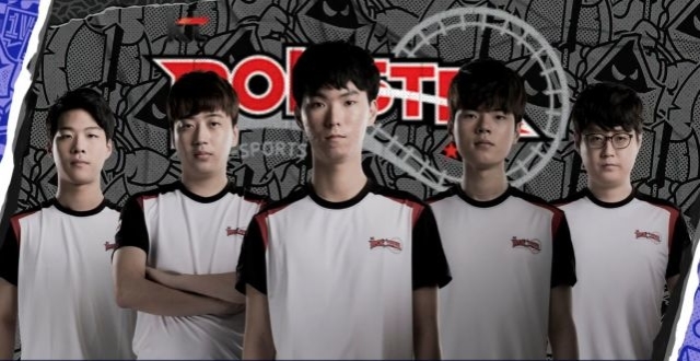 君子报仇十年不晚，Ucal本赛季完成对2018年iG六人的复仇！_腾讯新闻