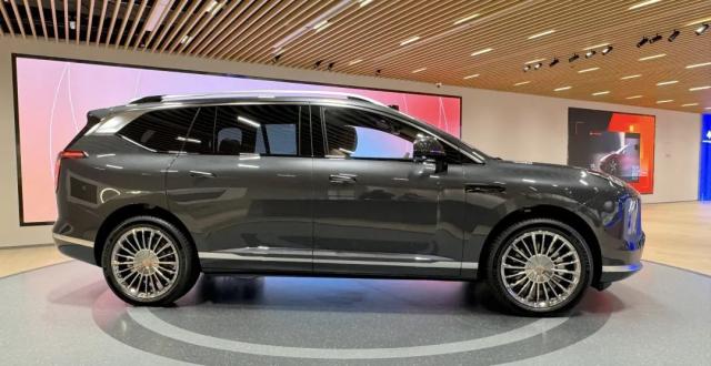 问界M9和理想L9不再寂寞，领克900领衔多款旗舰SUV扎堆来袭_腾讯新闻