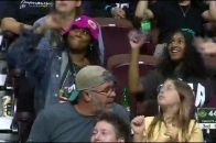 【回放】西雅图风暴vs康涅狄格太阳第3节英文原声回放_腾讯新闻